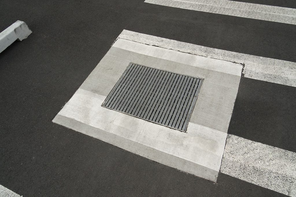Galvanised HEELPROOF™ Grate and Frame - Hynds Pipe Systems Ltd.